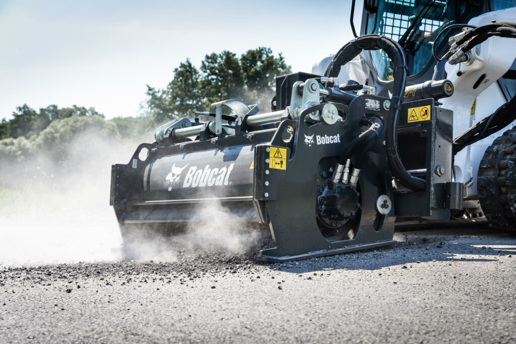 Bobcat Self Levelling Planer - Versatile Equipment